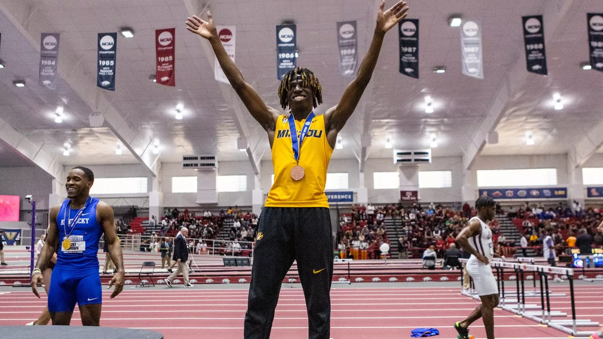 Scott Advances to World Athletics U20 Championships Final | 96.9 The Jock